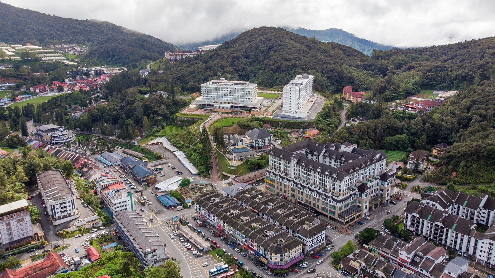 Zenith Suites Cameron | Modern Studio & Family Suites in Tanah Rata